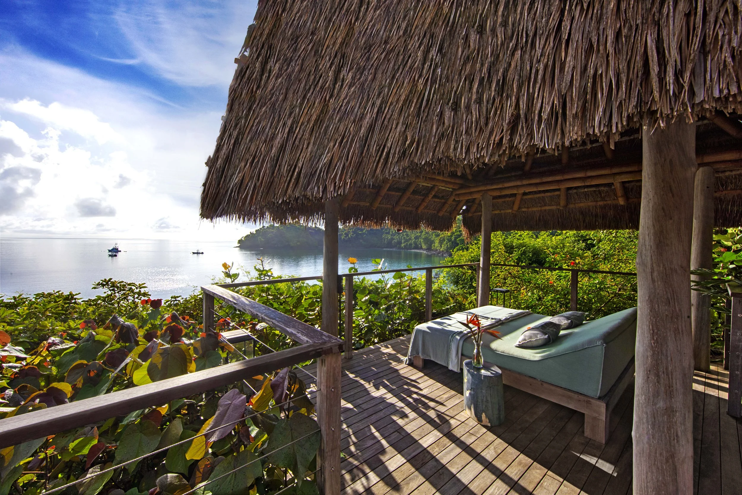 Islas Secas, un paraíso privado de 14 islas volcánicas en la costa del ...