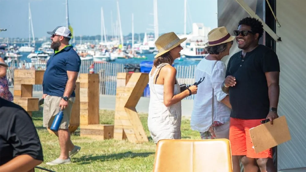 Bose: Enhancing the Festival Experience with Audio Augmented Reality ...