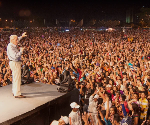 Does mass evangelism work? — Palau