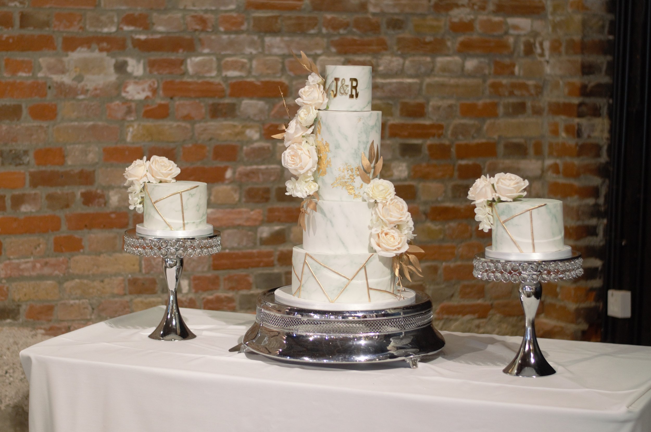 Favoured Cakes || Sidcup, Kent