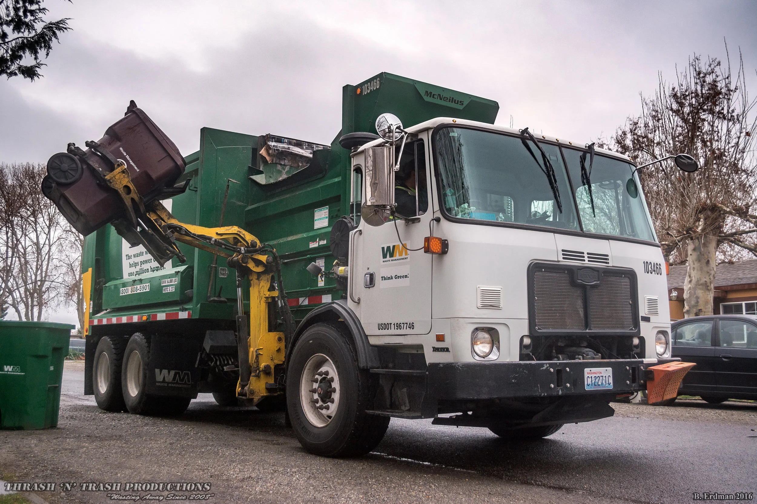 Autocar ACX - McNeilus AutoReach — Thrash 'N' Trash Productions