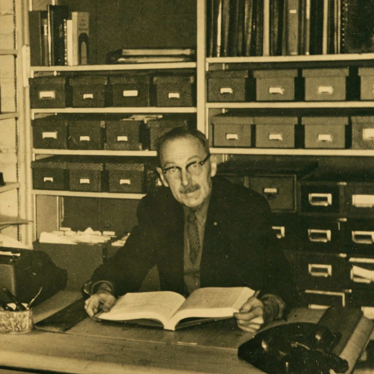 Staff — Vedder Research Library