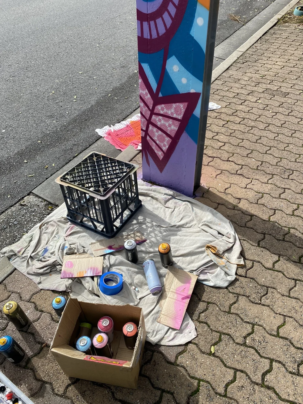 HOW TO PAINT A STOBIE POLE — Leah Grant | Adelaide Street Artist
