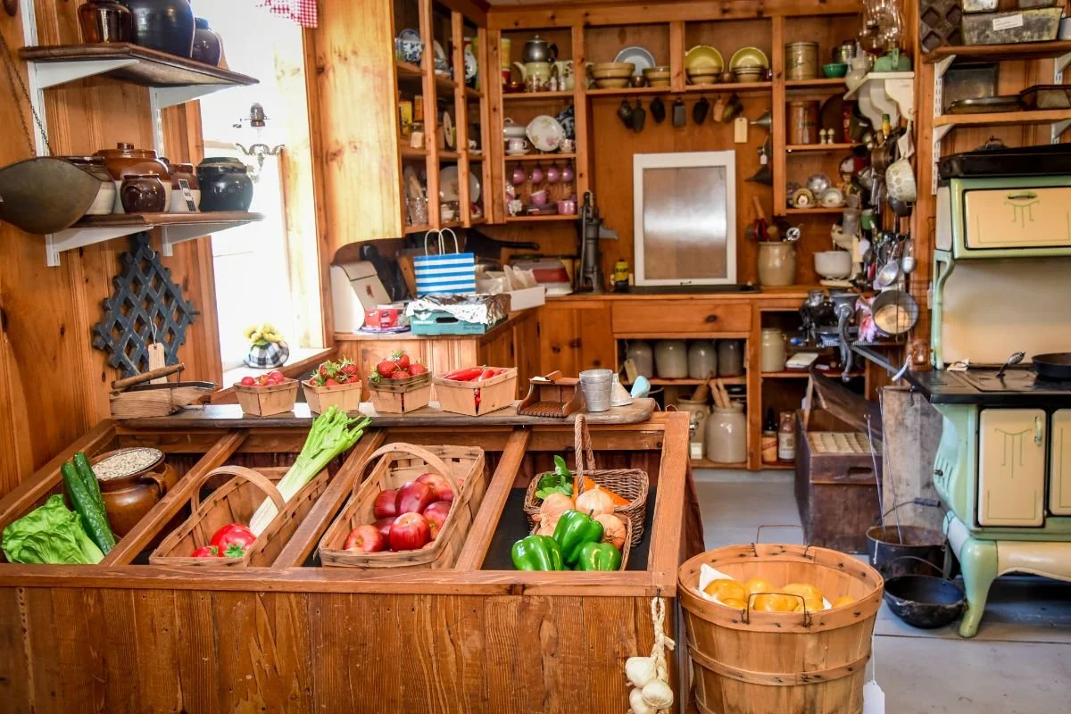 Old Grocery — Windham Historical Society