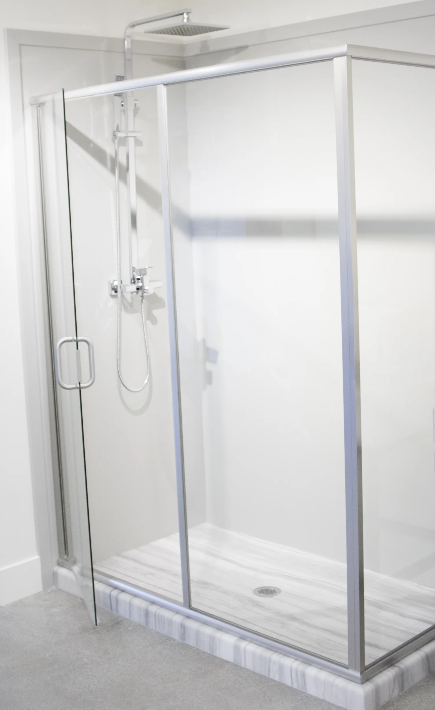 Groutless Shower Surrounds in Grand Junction | Tile Meister