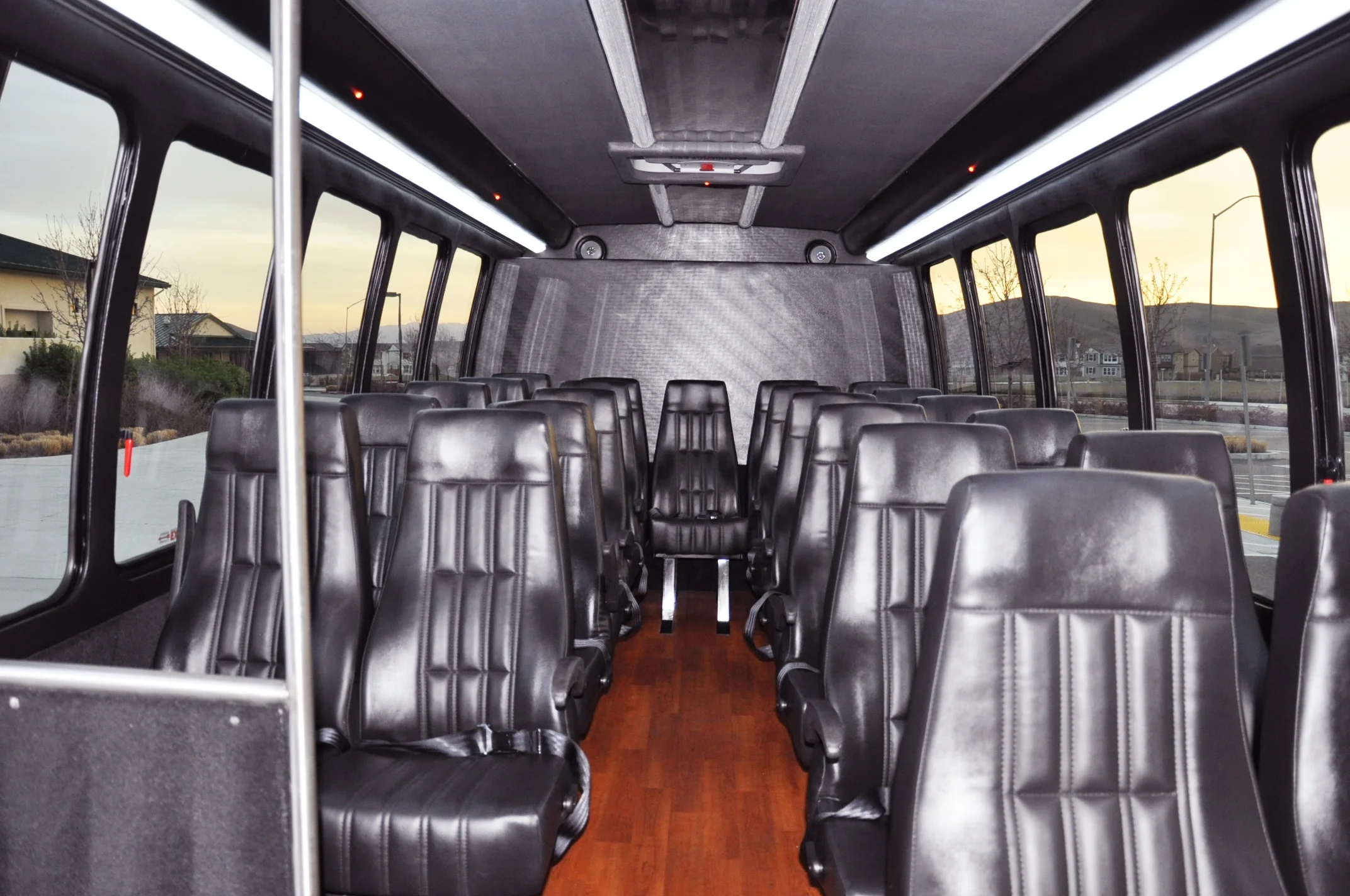 25 SEATS MINIBUS Charter Bus Rental Coach Service San Francisco San 25 SEATS MINIBUS Charter Bus Rental Coach Service San Francisco San