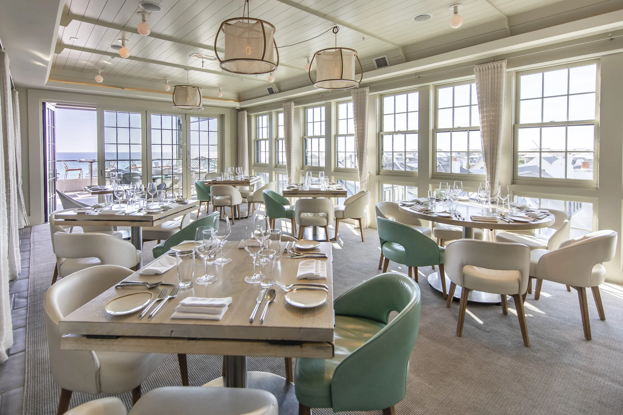 Pescado Seafood Grill & Rooftop Bar