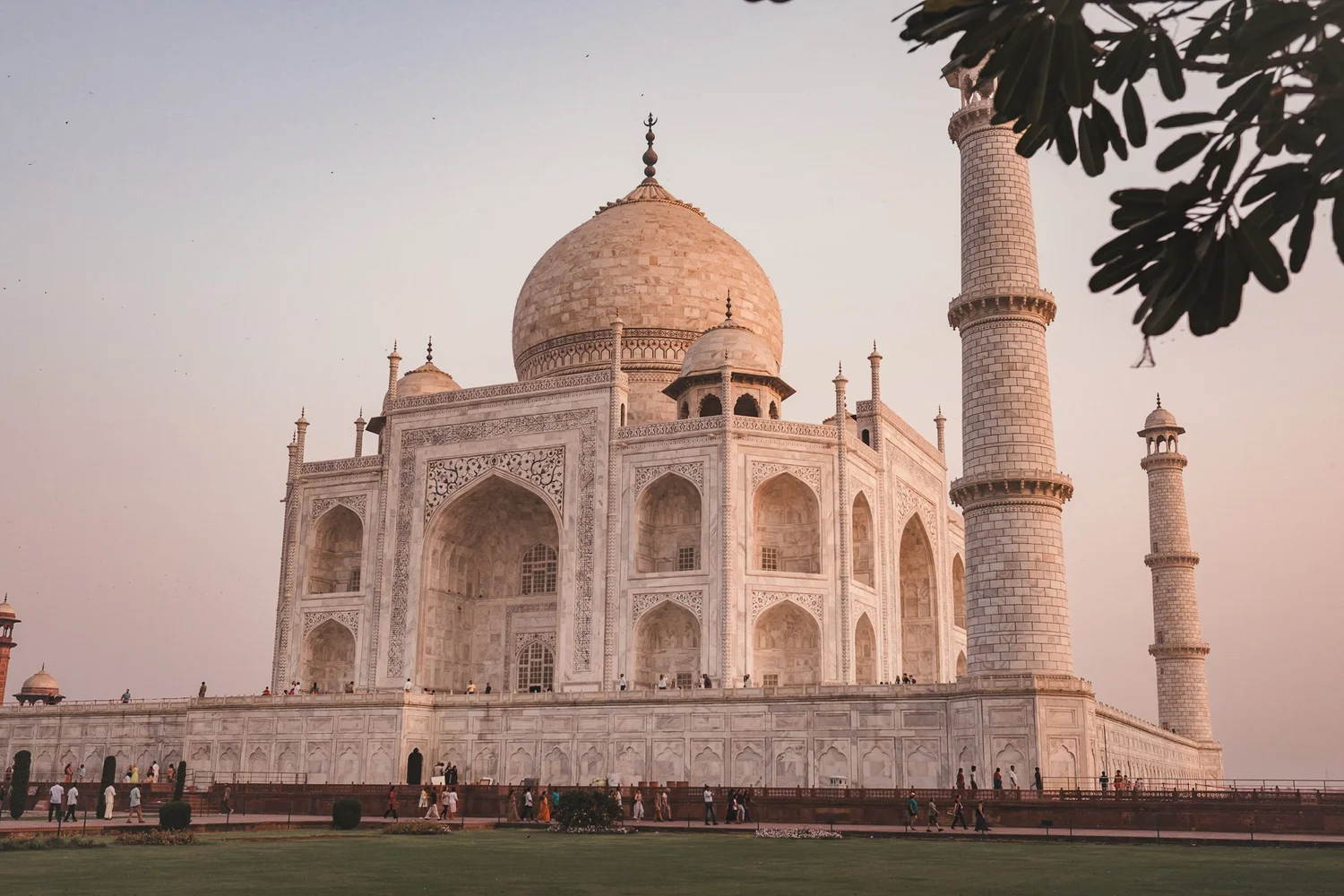 Best Time to Visit the Taj Mahal | Month-by-Month Guide, Weather ...