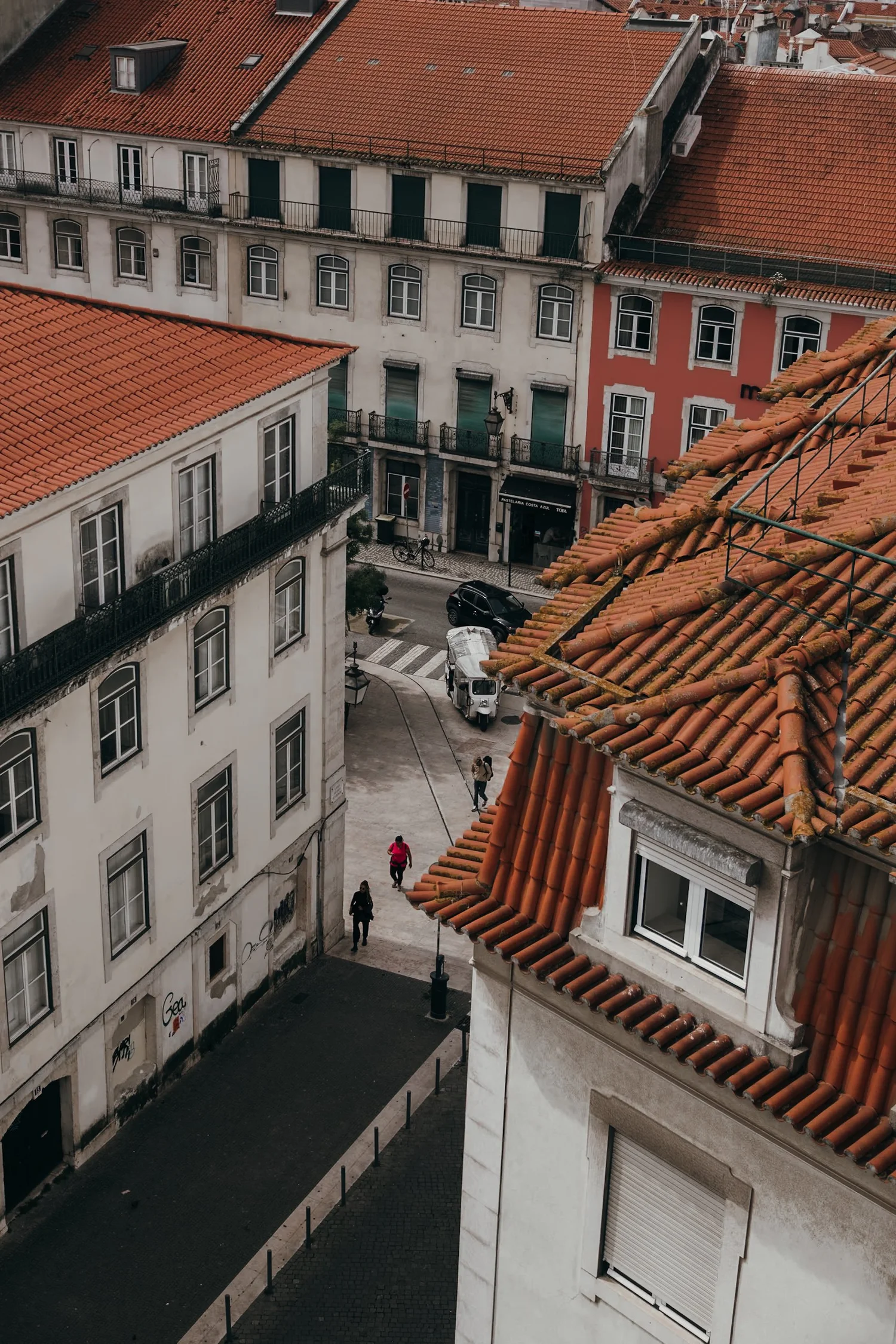 One Day in Lisbon | A pocket size Guide to Portugal’s Capital city ...