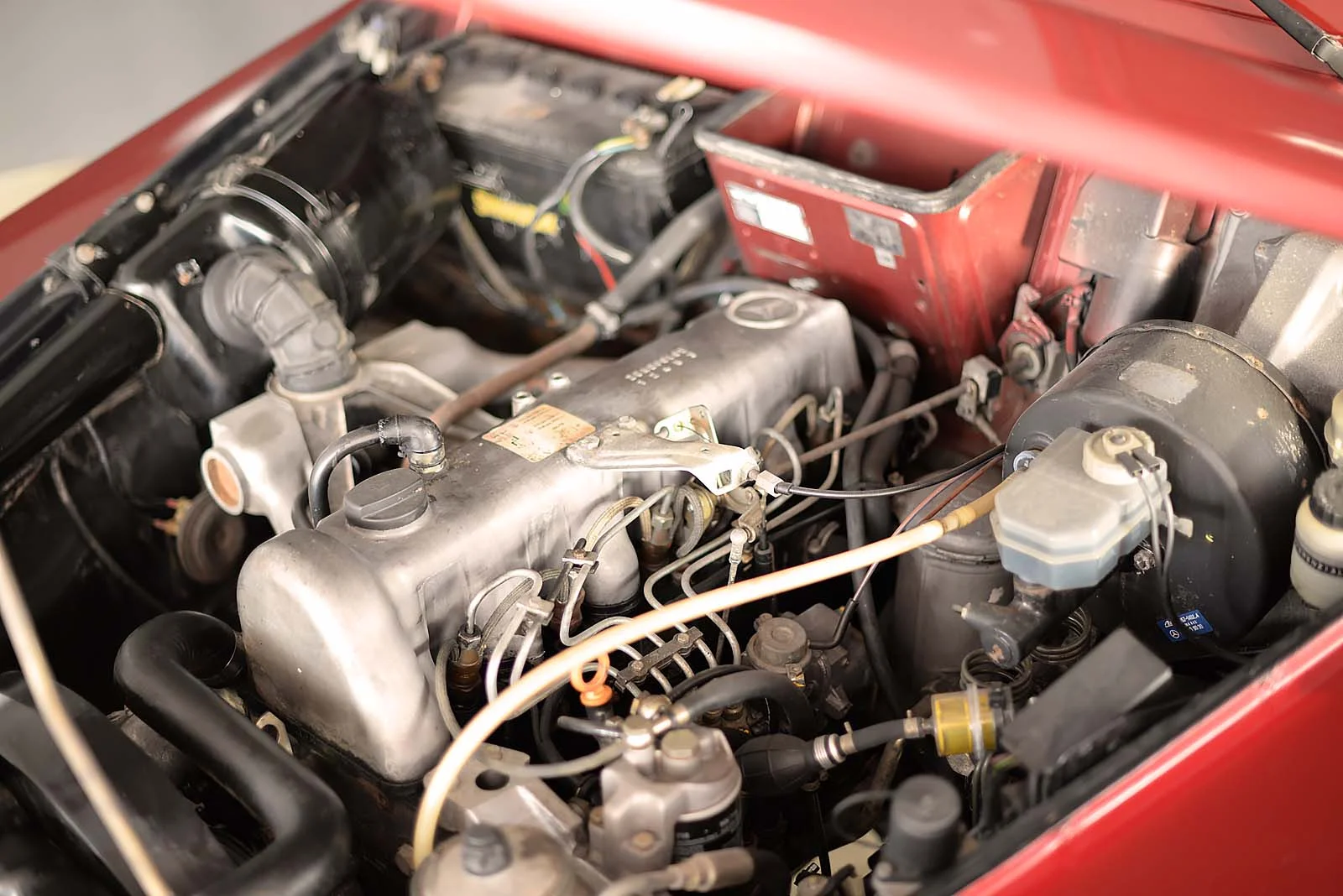 1986 Mercedes-Benz 300GD - Commonwealth Classics