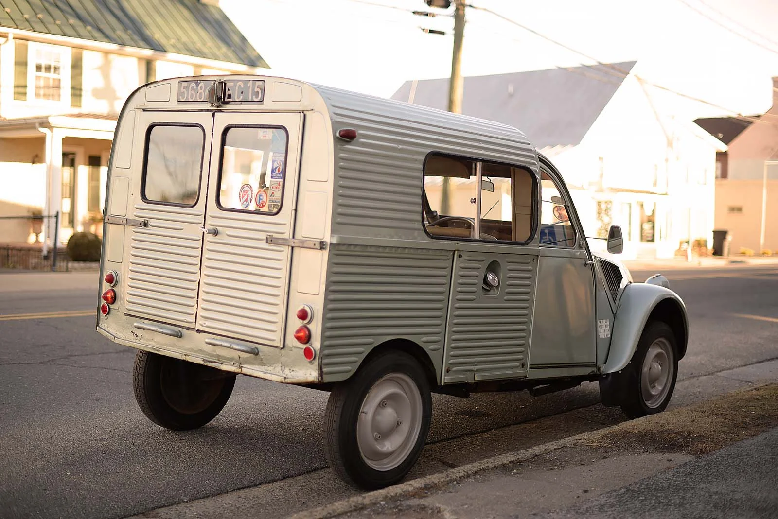 1968 Citroen 2CV AZU - Commonwealth Classics
