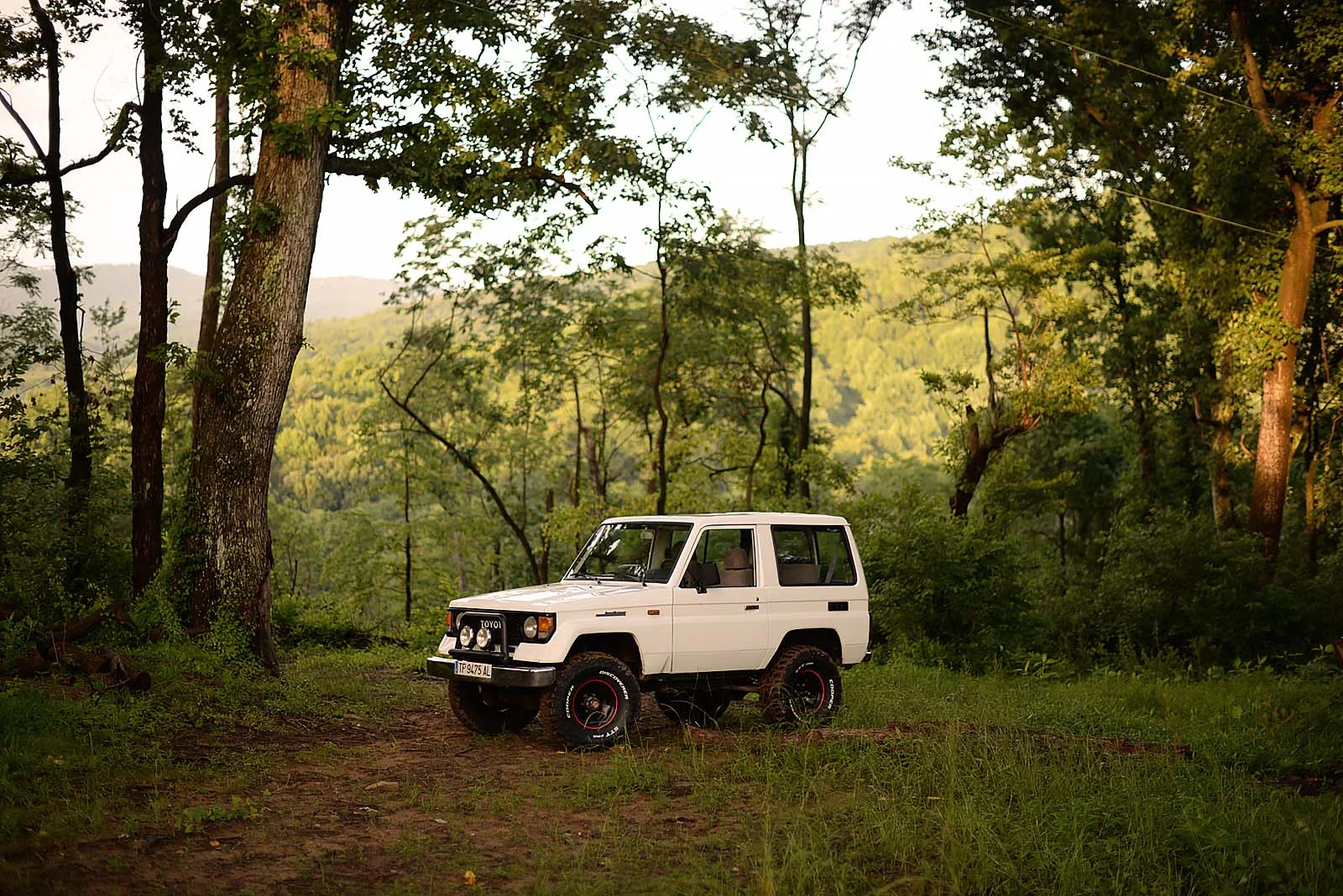 1990 Toyota LJ70 Land Cruiser - Commonwealth Classics