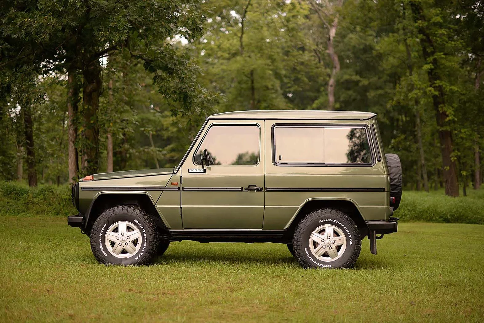 1984 Mercedes-Benz 300GD - Commonwealth Classics