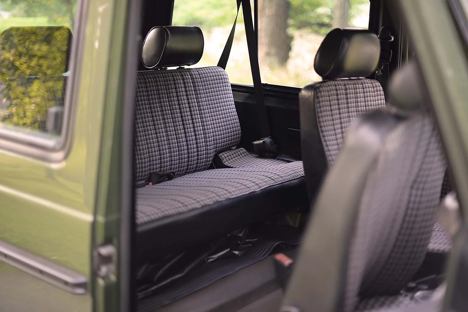 1984 Mercedes-Benz 300GD - Commonwealth Classics