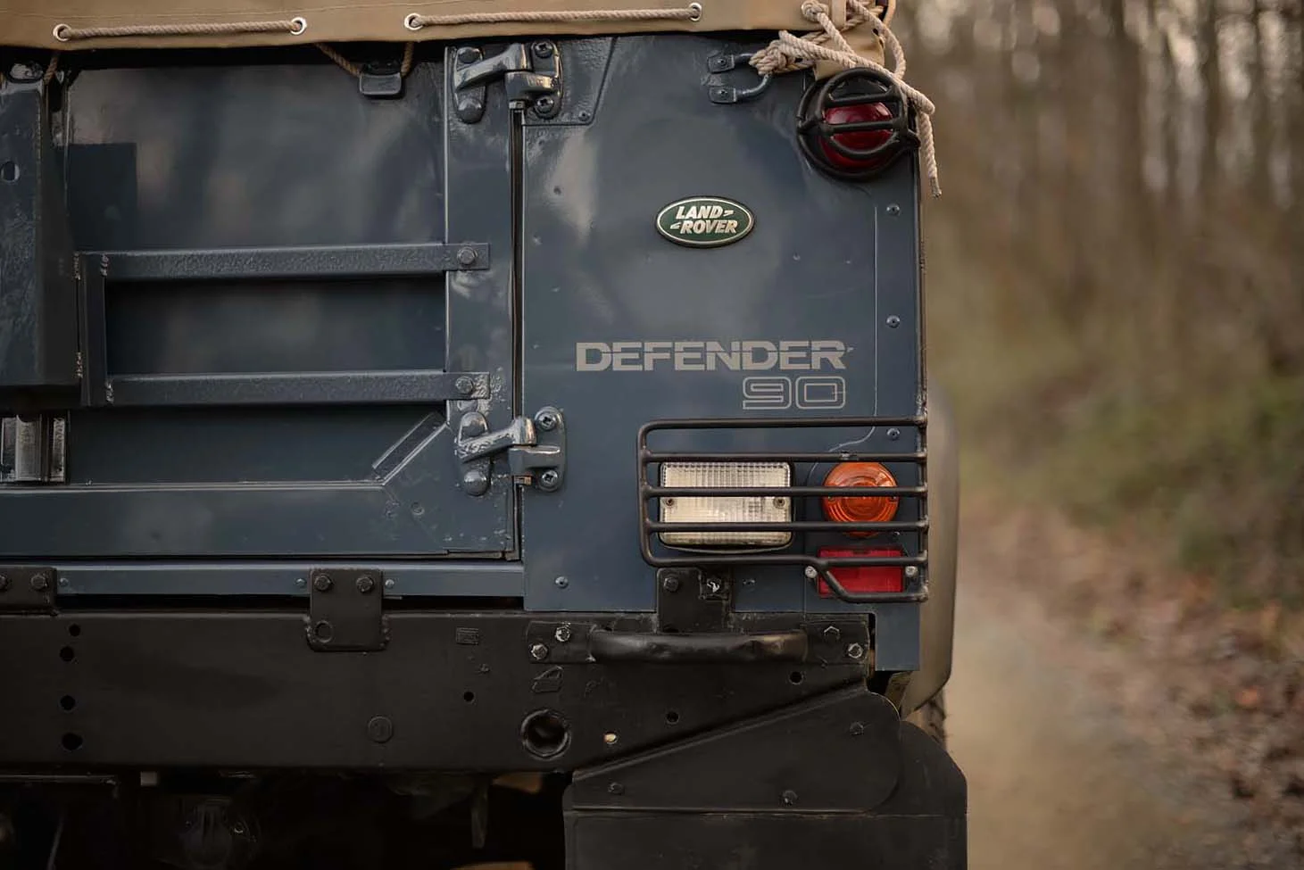 1991 Land Rover Defender 90 - Commonwealth Classics