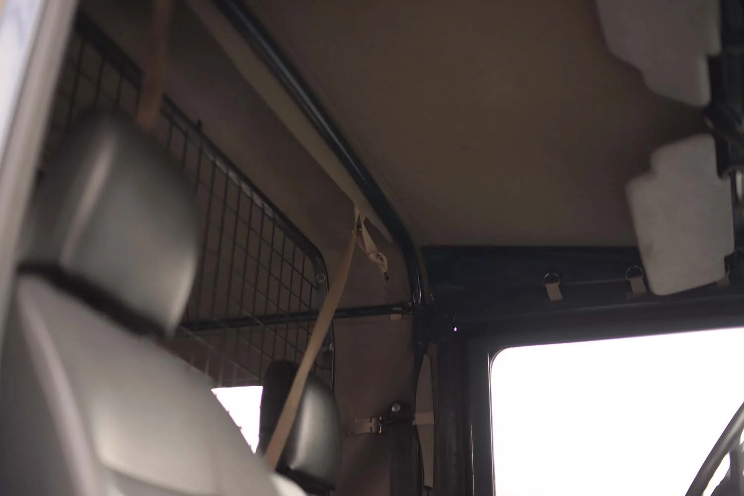 1991 Land Rover Defender 90 - Commonwealth Classics