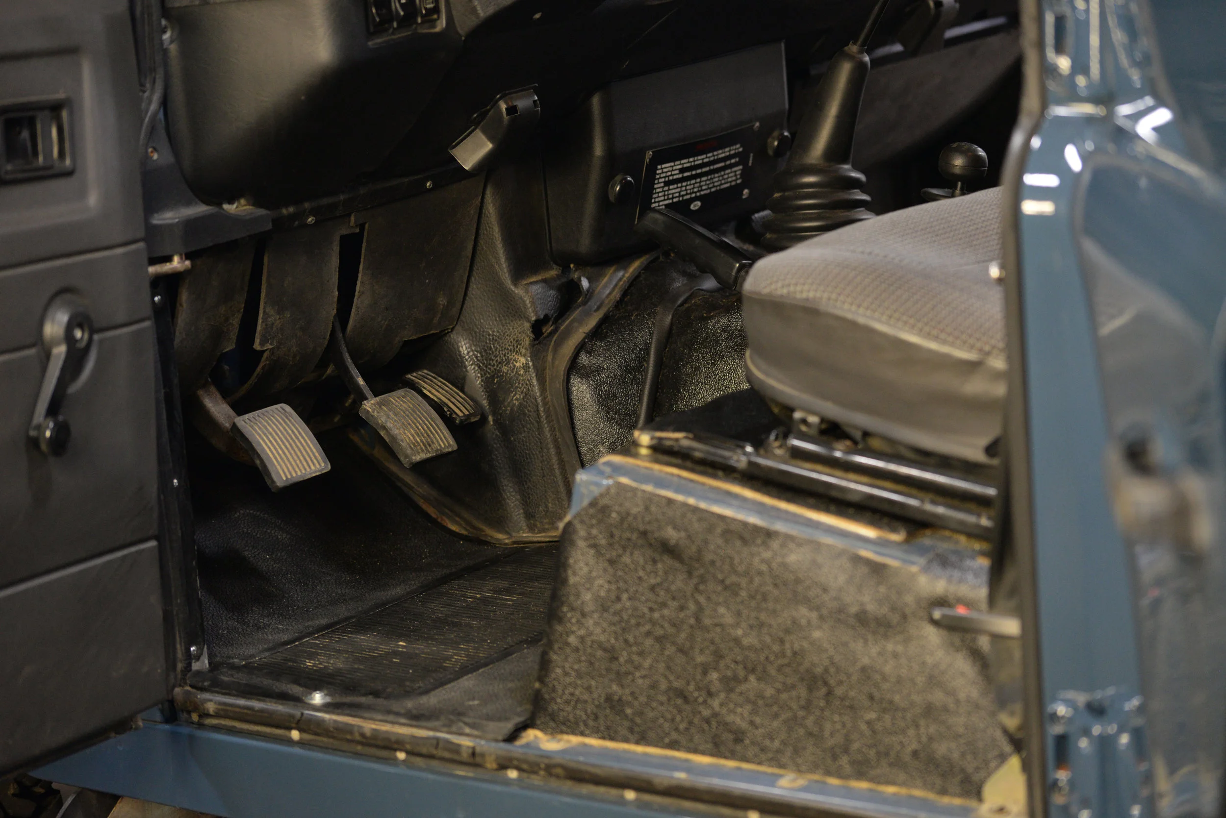 1991 Land Rover Defender 110 - Commonwealth Classics