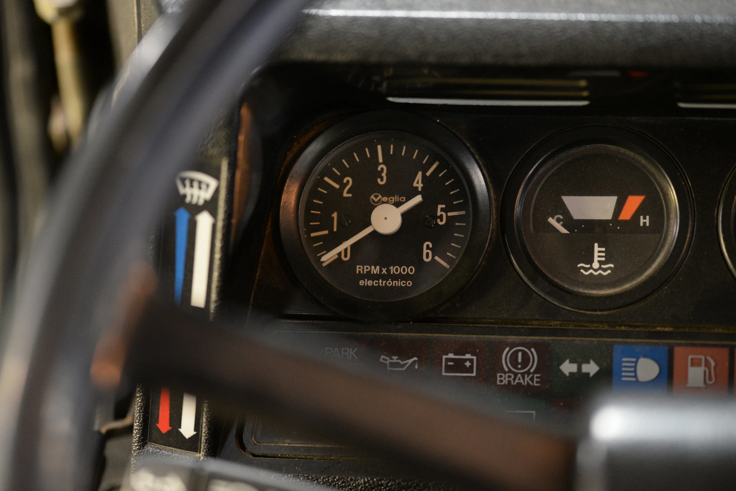 1991 Land Rover Defender 110 - Commonwealth Classics