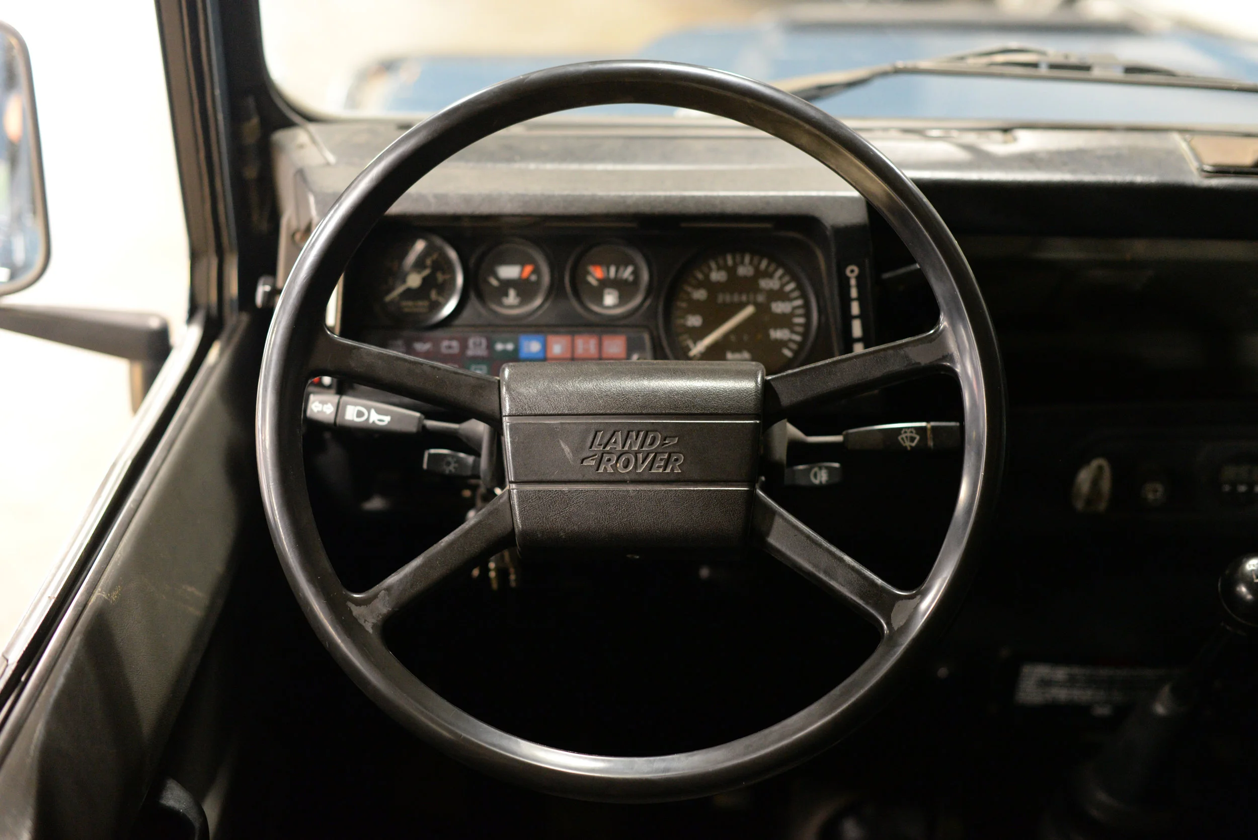 1991 Land Rover Defender 110 - Commonwealth Classics