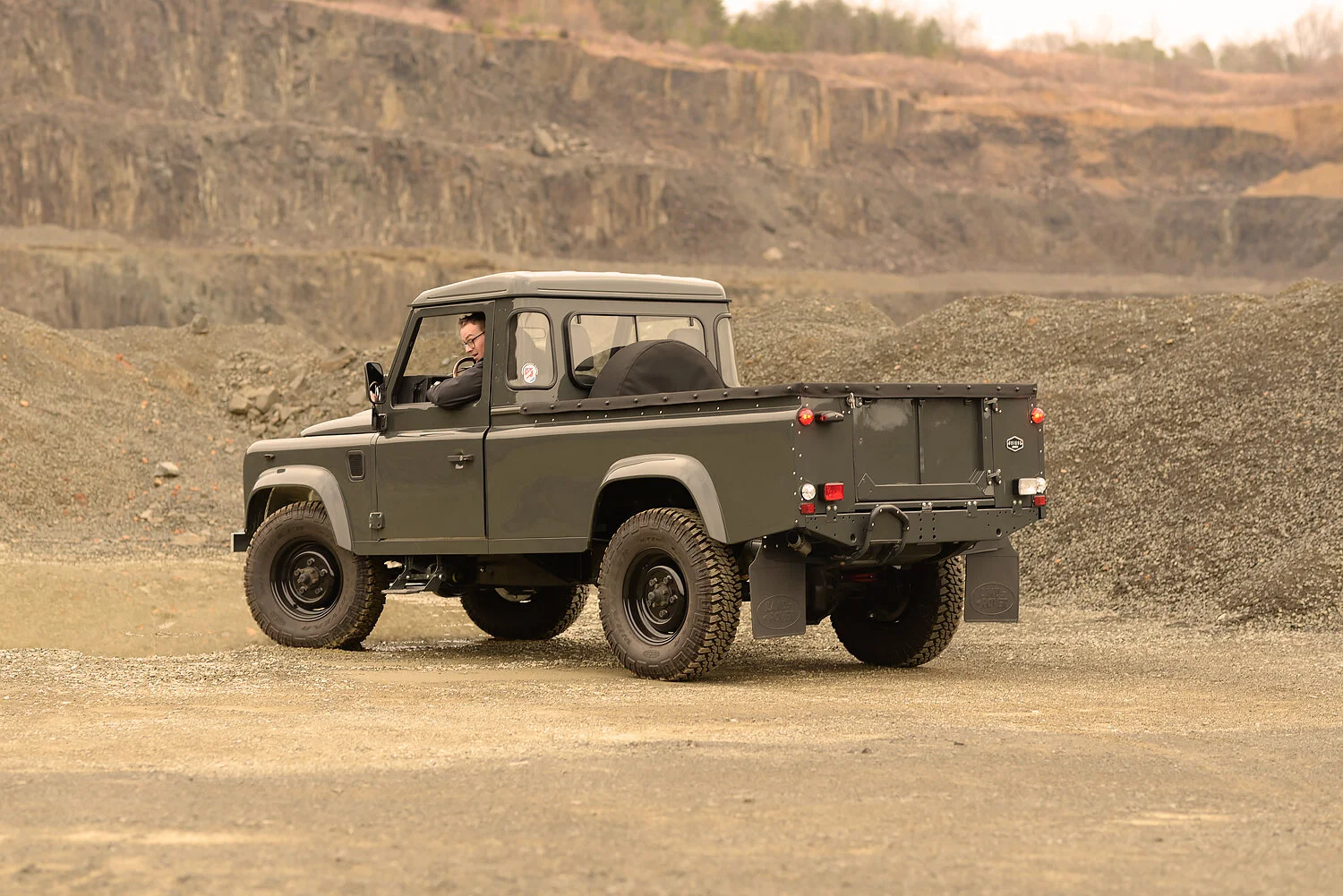 1990 Land Rover Defender 110 - Georgetown - Commonwealth Classics