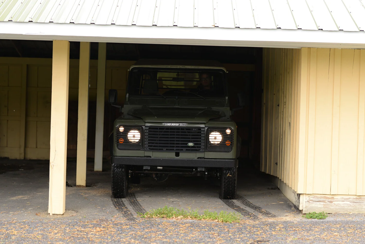 1990 Land Rover Defender 90 - Commonwealth Classics