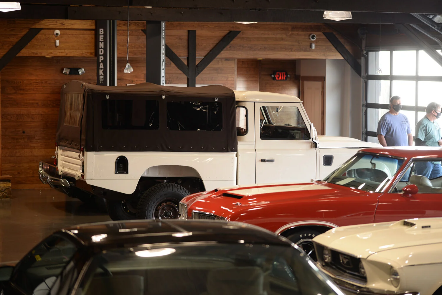 1994 Land Rover Defender 110 HCPU - Commonwealth Classics