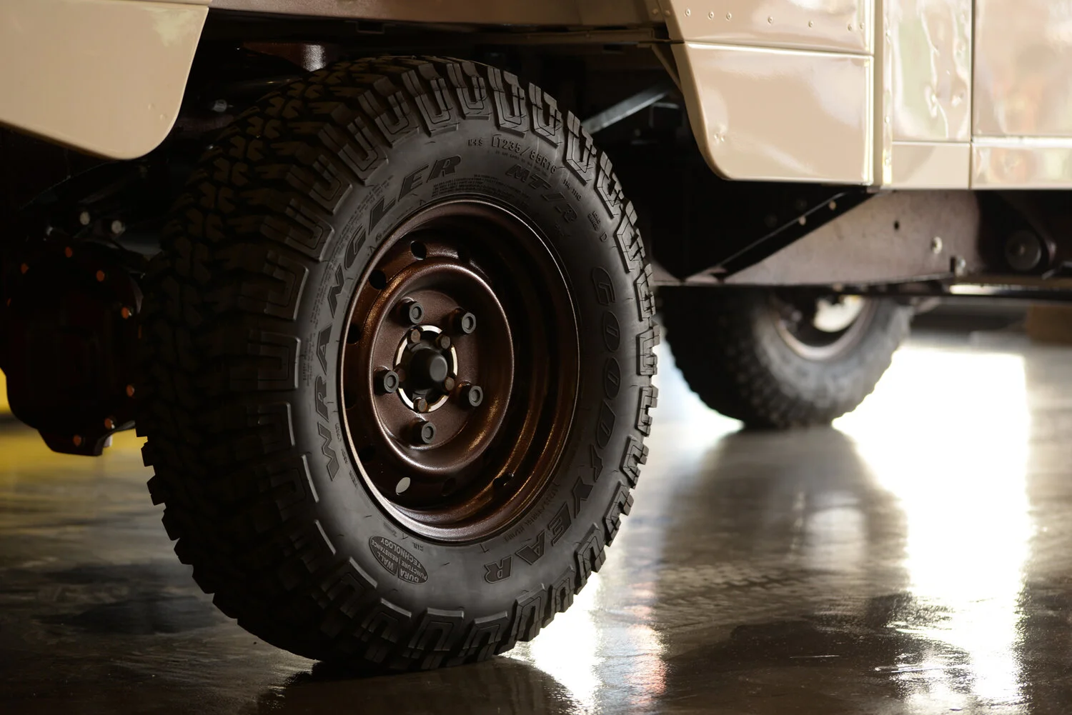 1994 Land Rover Defender 110 HCPU - Commonwealth Classics