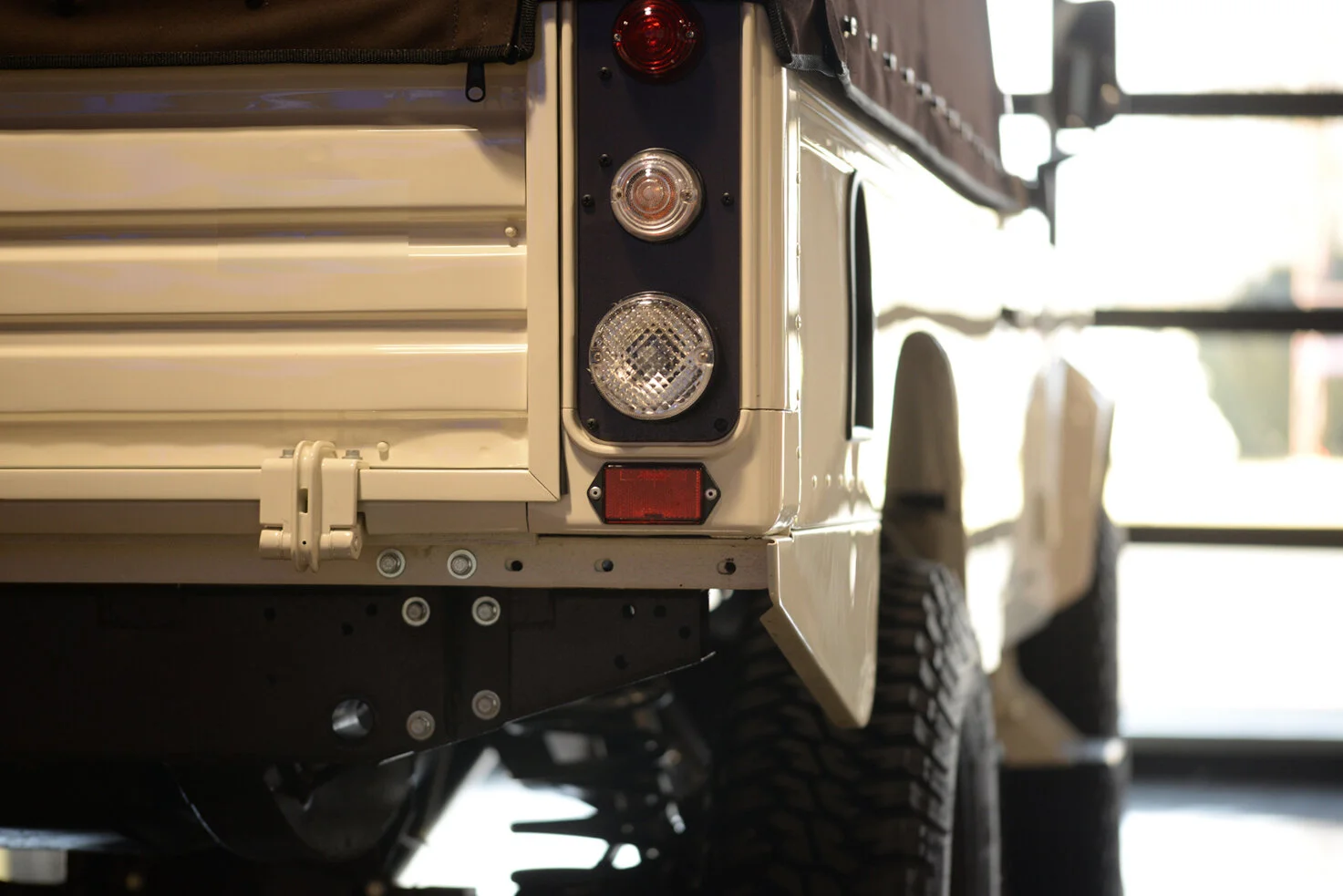 1994 Land Rover Defender 110 HCPU - Commonwealth Classics