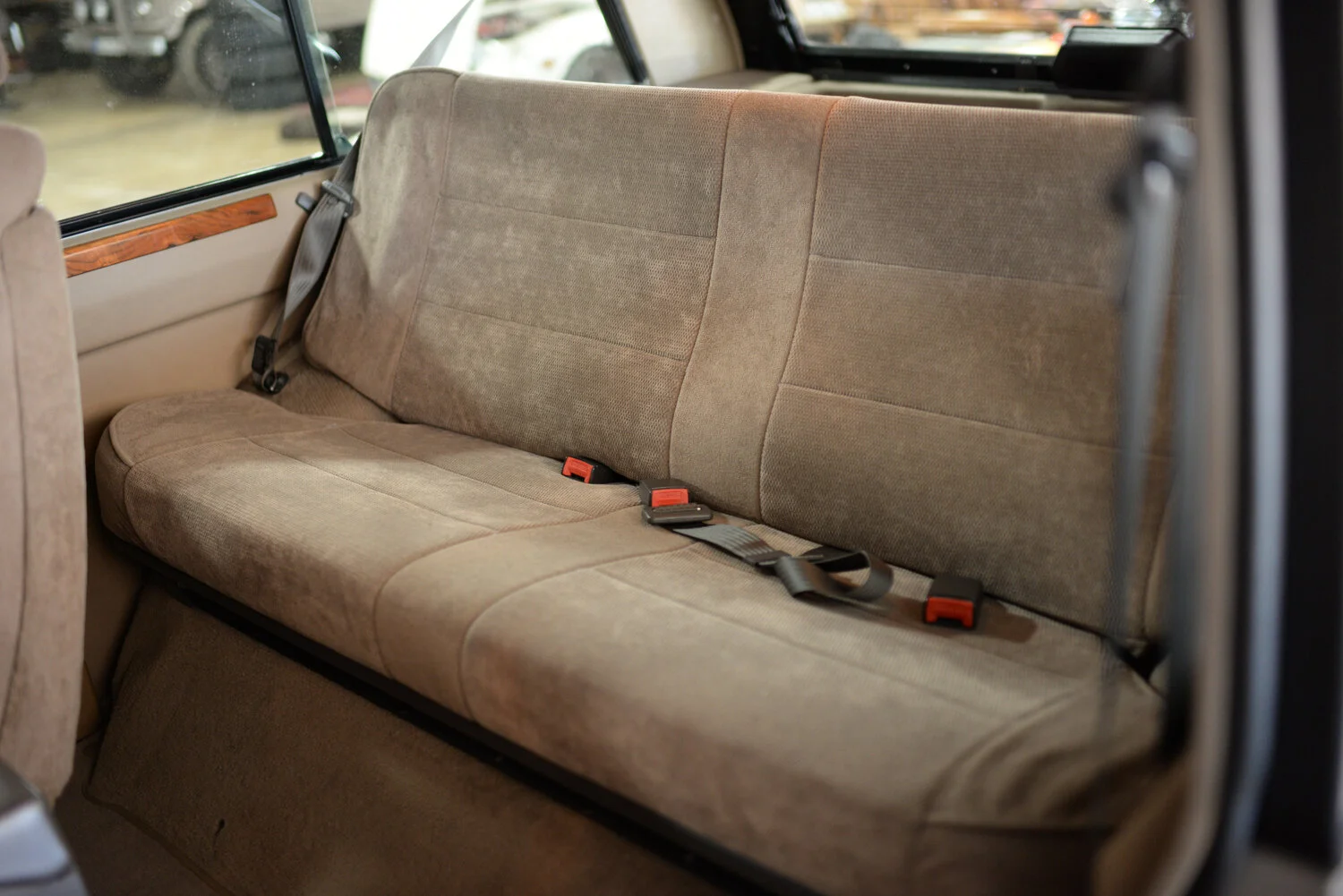 1992 Land Rover, Range Rover Classic - Commonwealth Classics