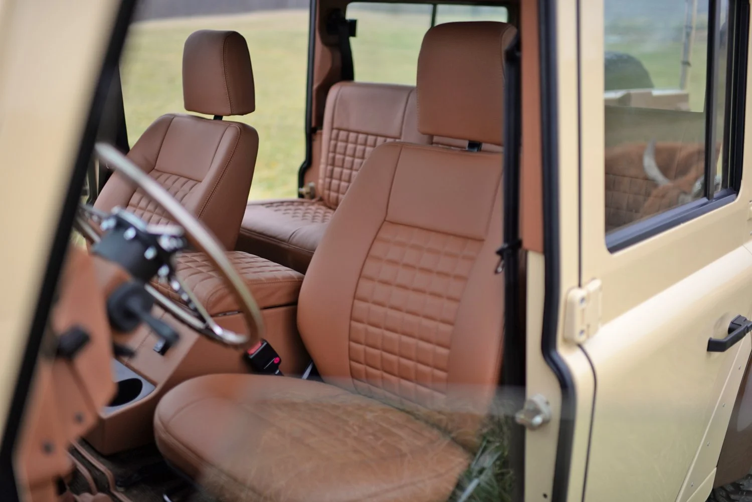 1992 Land Rover Defender 110 - Commonwealth Classics