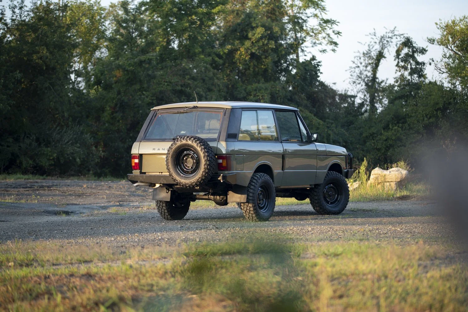 Custom Land Rover Range Rover Classic - Commonwealth Classics