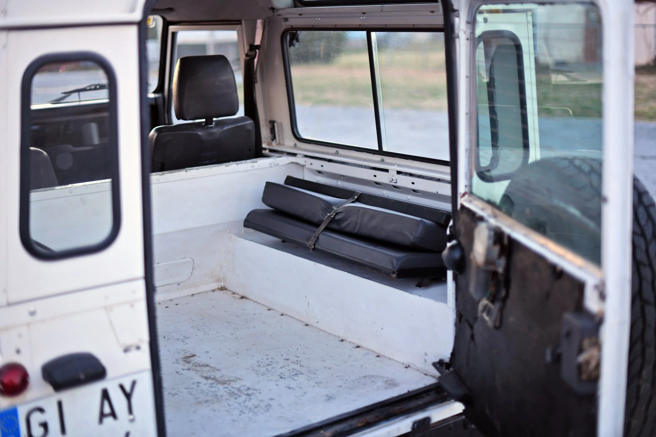 1995 Land Rover Defender 90 - Commonwealth Classics