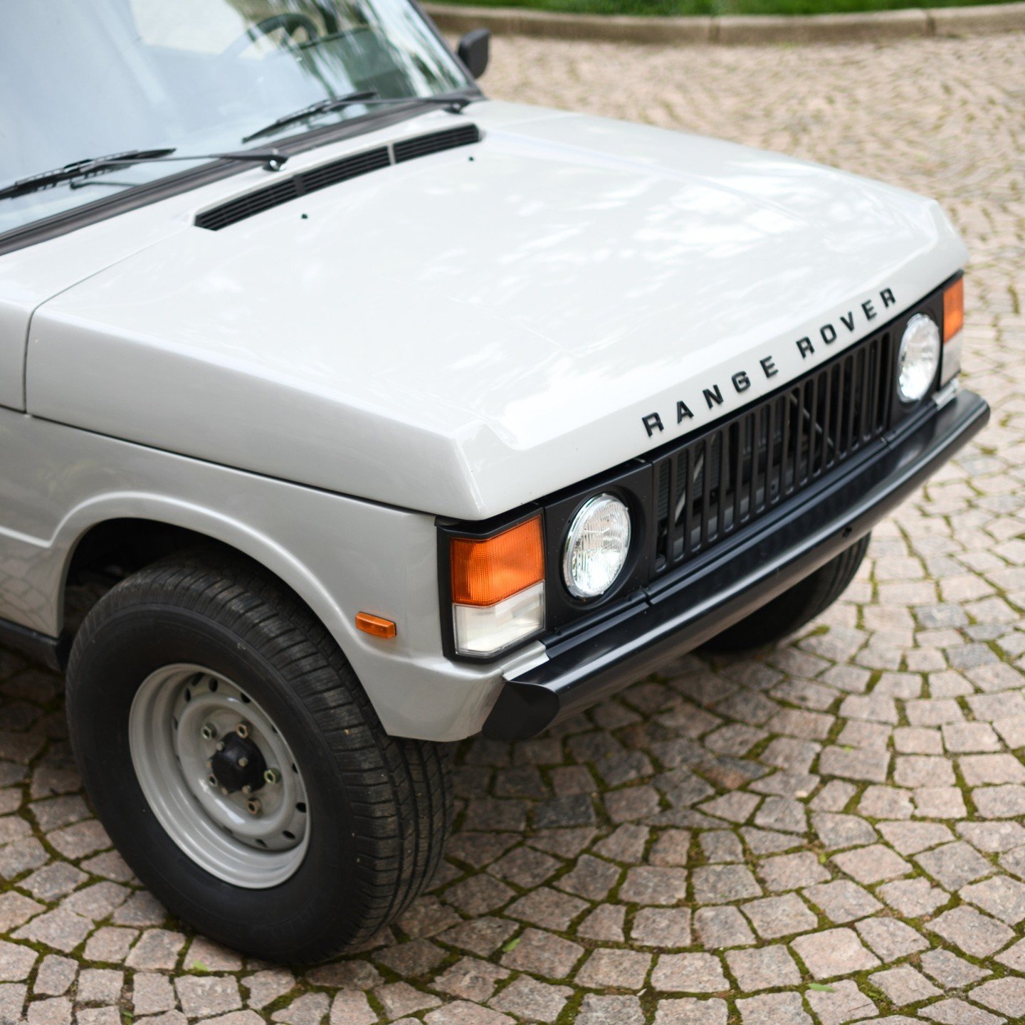 Commonwealth Classics - Specialists in Land Rover Defenders, Range ...