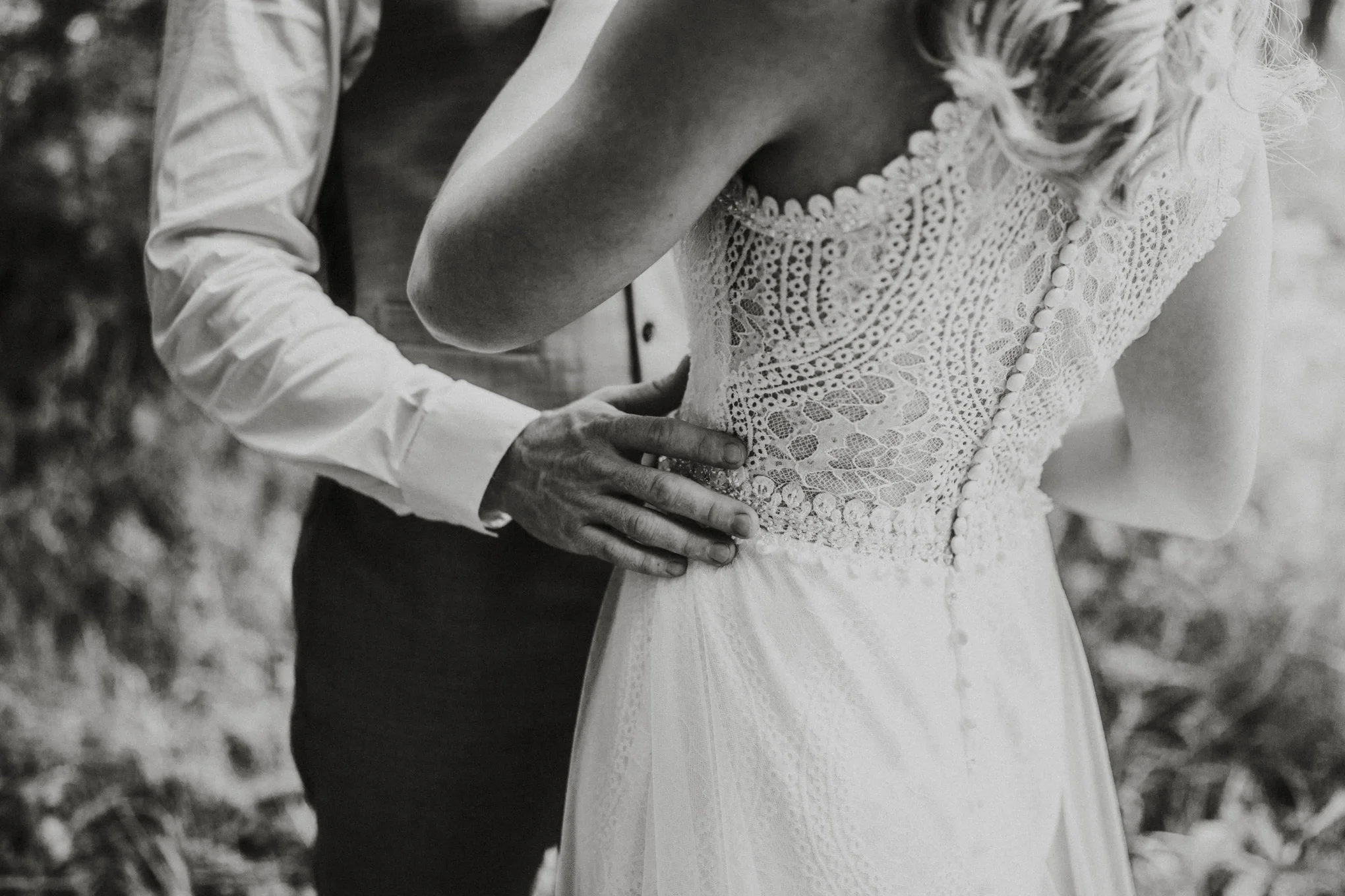 Jessica & Johnny // A Vibrant and Warm Wedding in Minnesota — Bryden ...