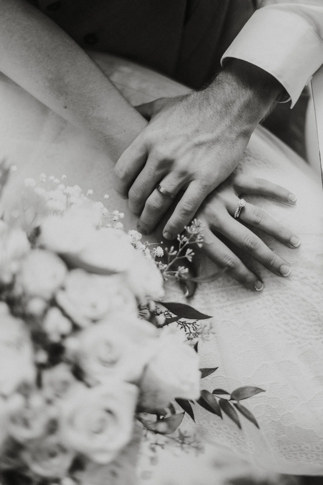 Jessica & Johnny // A Vibrant and Warm Wedding in Minnesota — Bryden ...