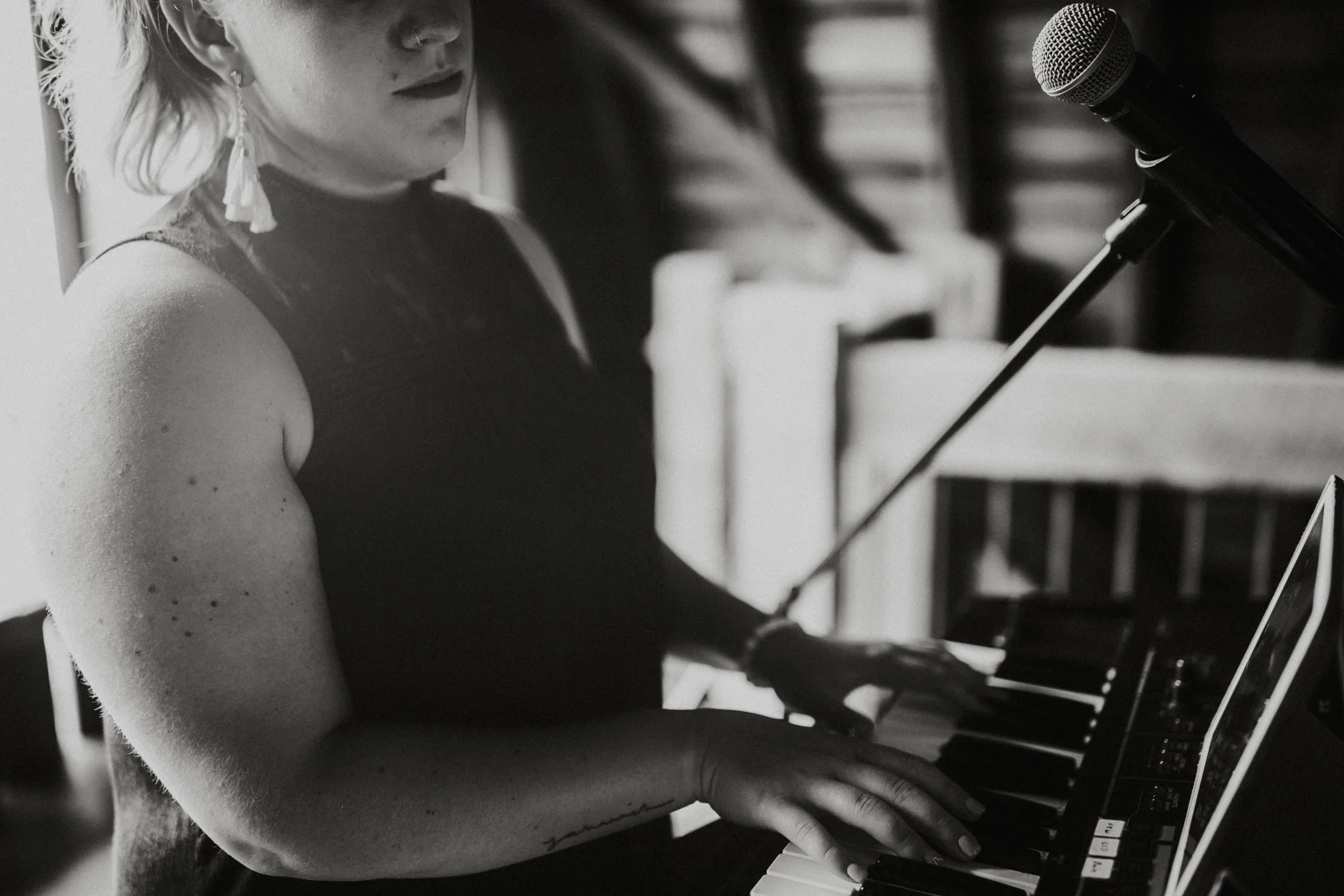 Jessica & Johnny // A Vibrant and Warm Wedding in Minnesota — Bryden ...