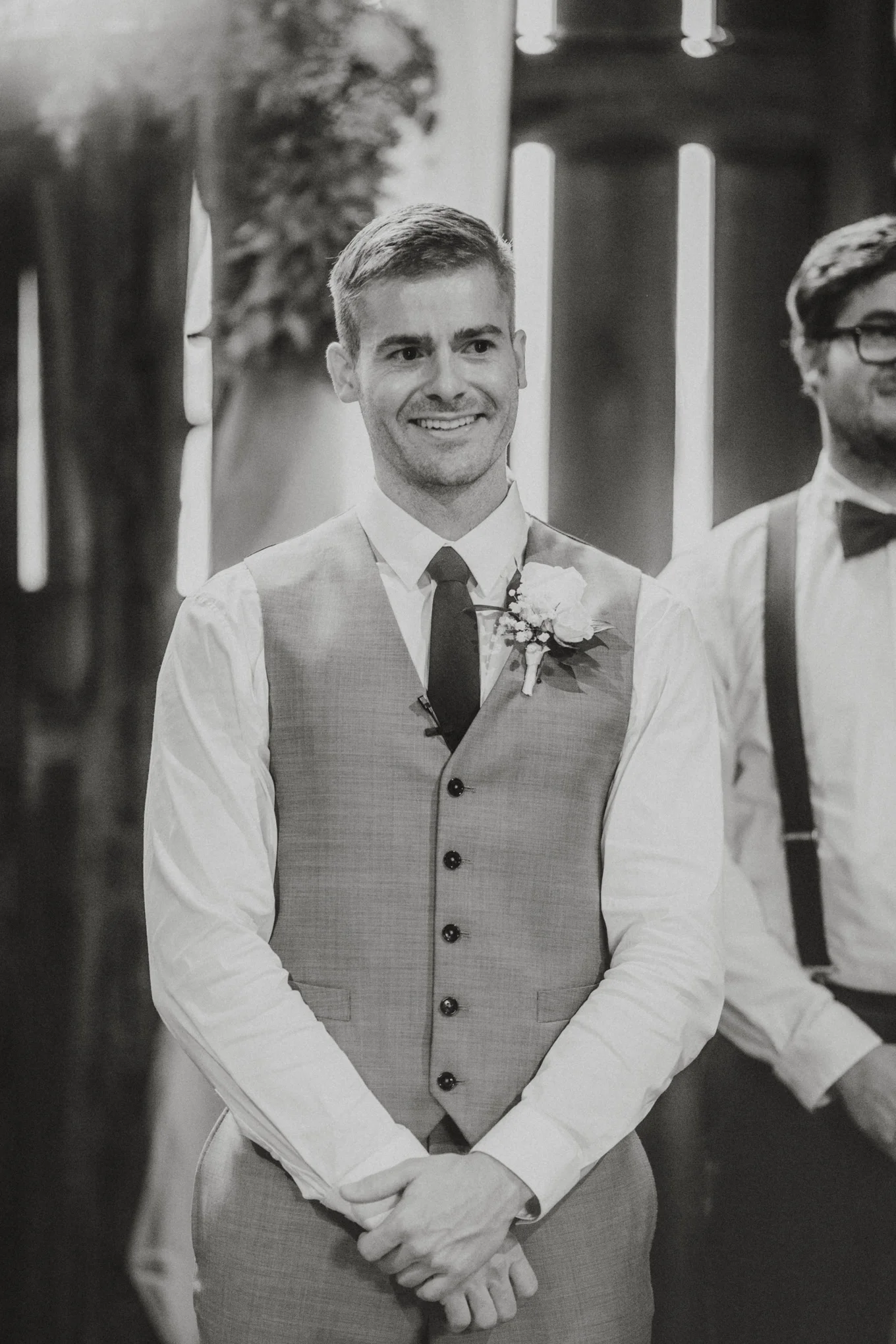 Jessica & Johnny // A Vibrant and Warm Wedding in Minnesota — Bryden ...