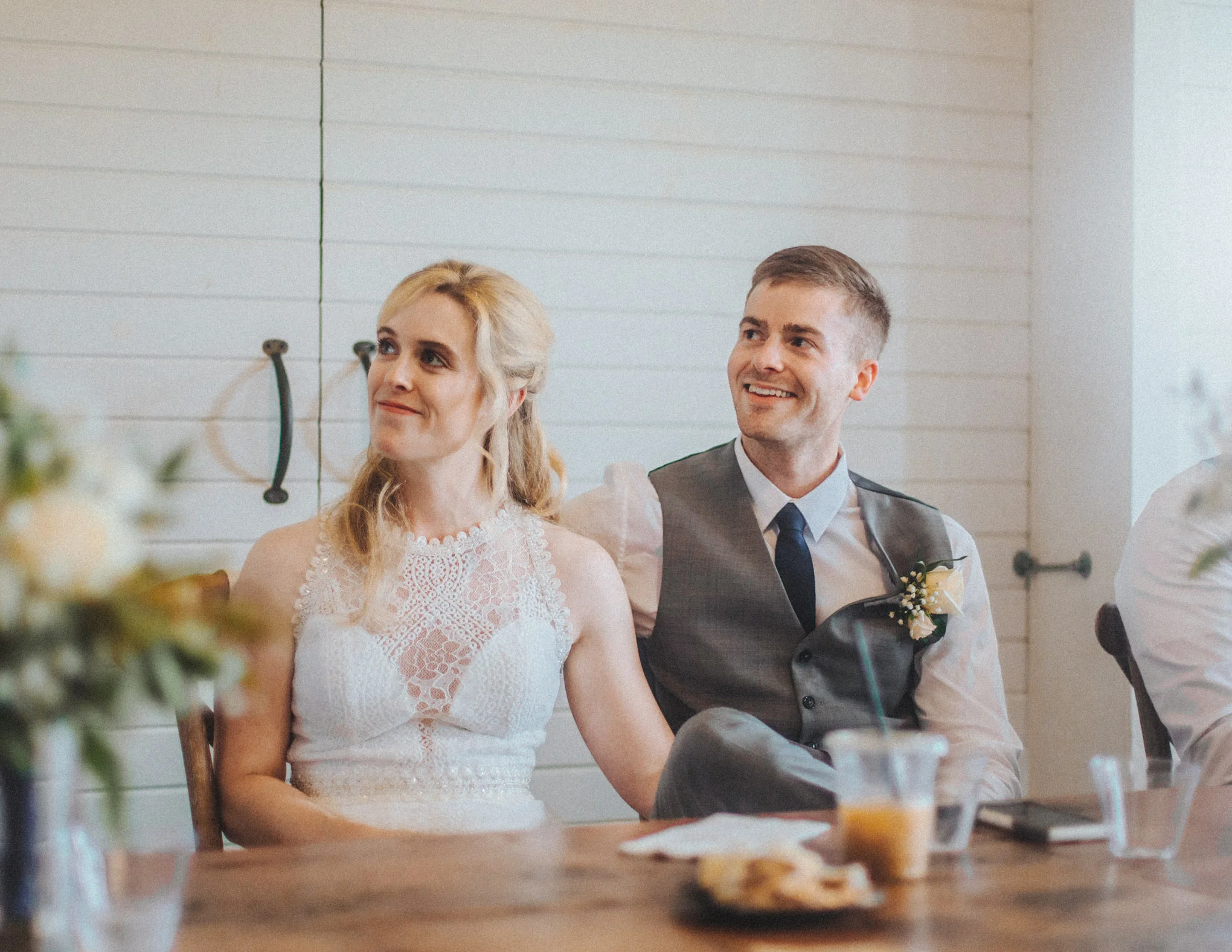 Jessica & Johnny // A Vibrant and Warm Wedding in Minnesota — Bryden ...