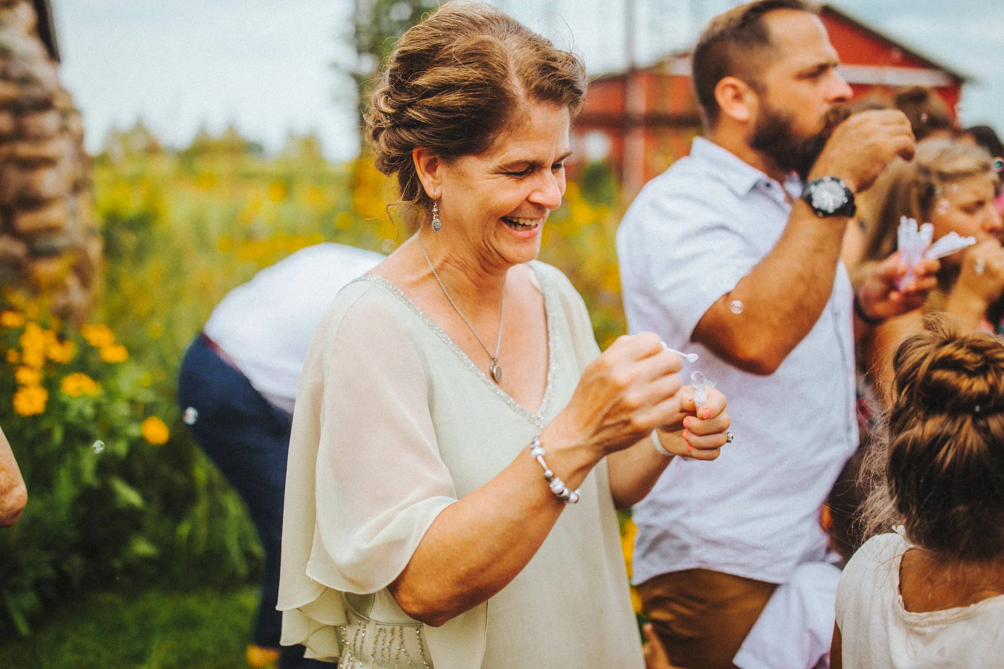 Jessica & Johnny // A Vibrant and Warm Wedding in Minnesota — Bryden ...