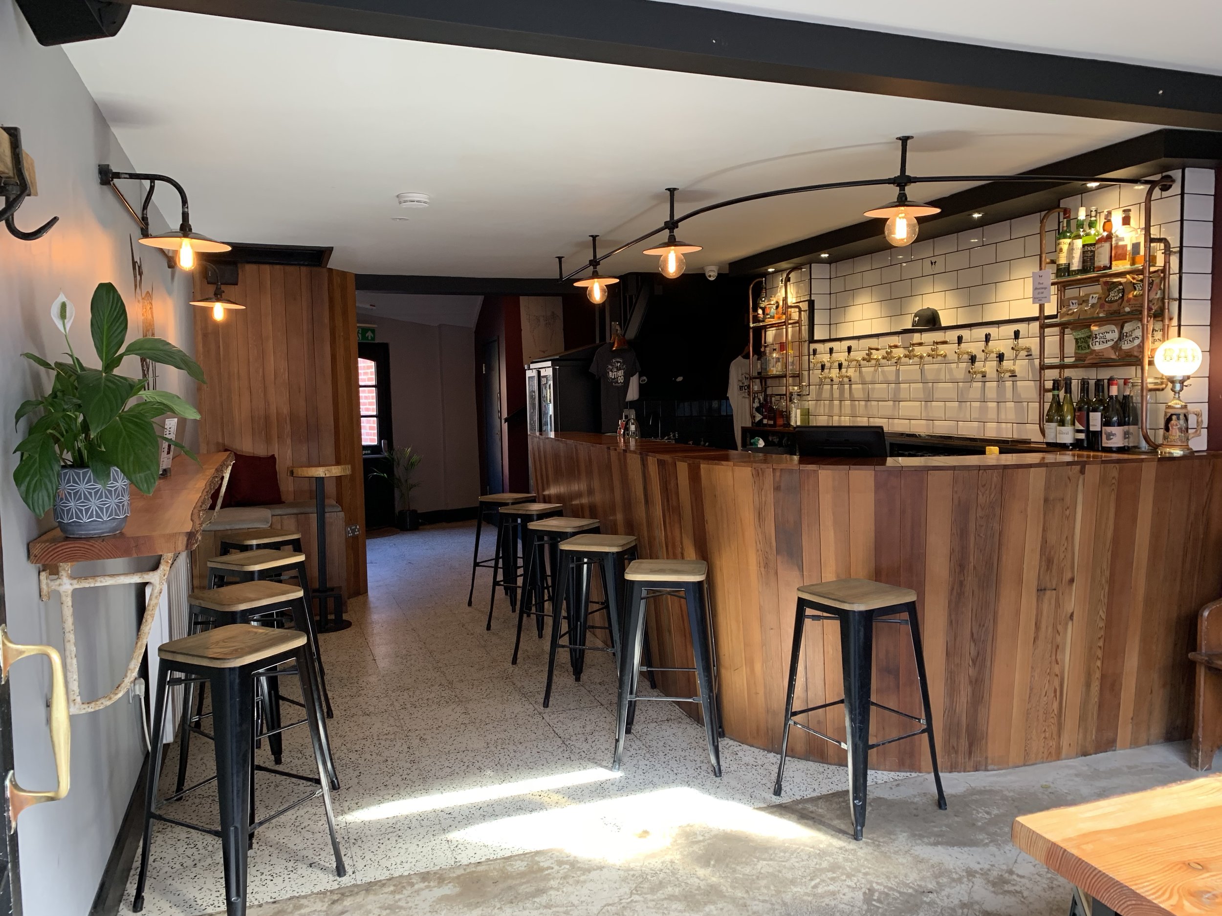 CRAFT BEER IN WIMBORNE — THE BUTCHER'S DOG