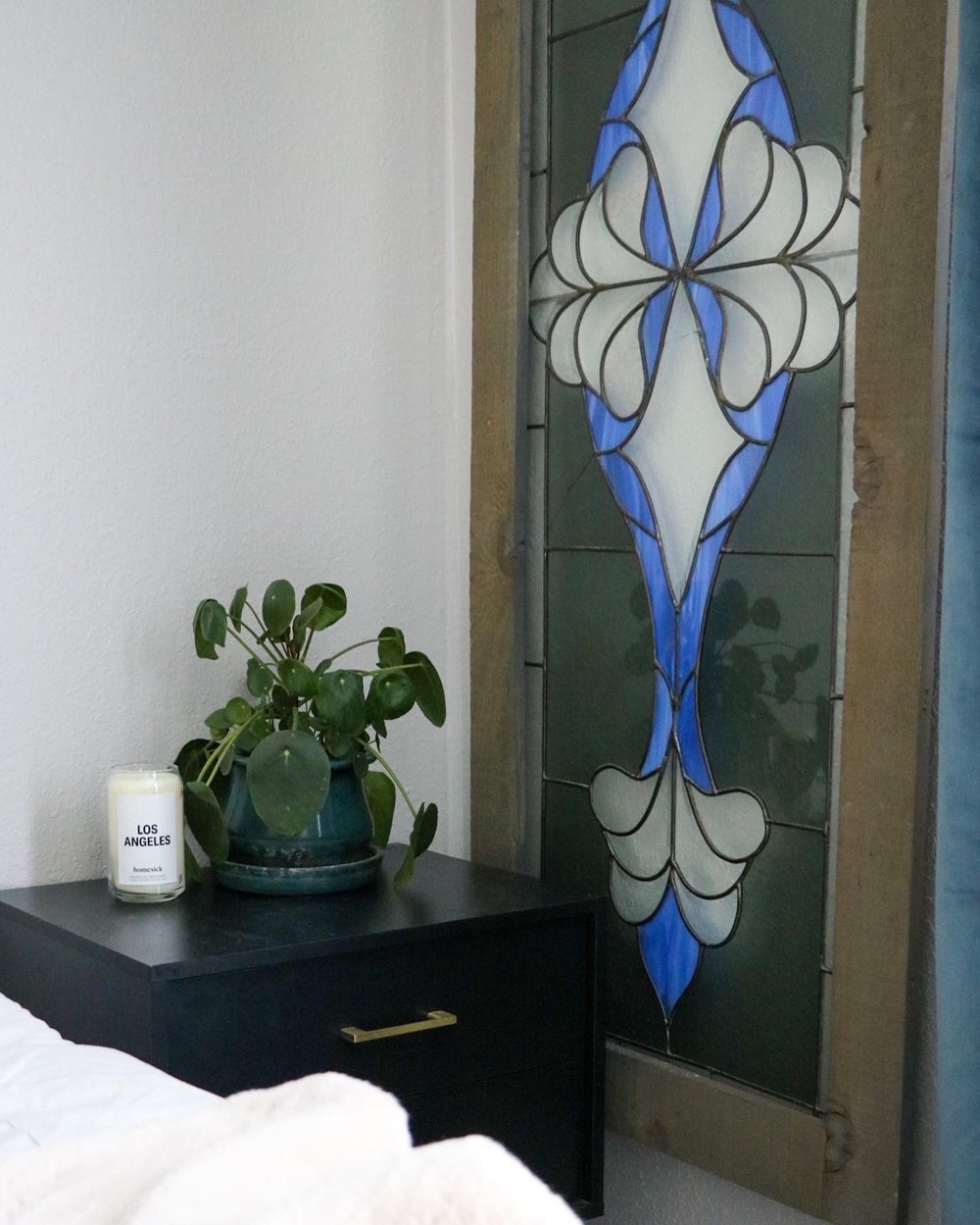 The Stained Glass Window Flea Market Find — DIY DARLING