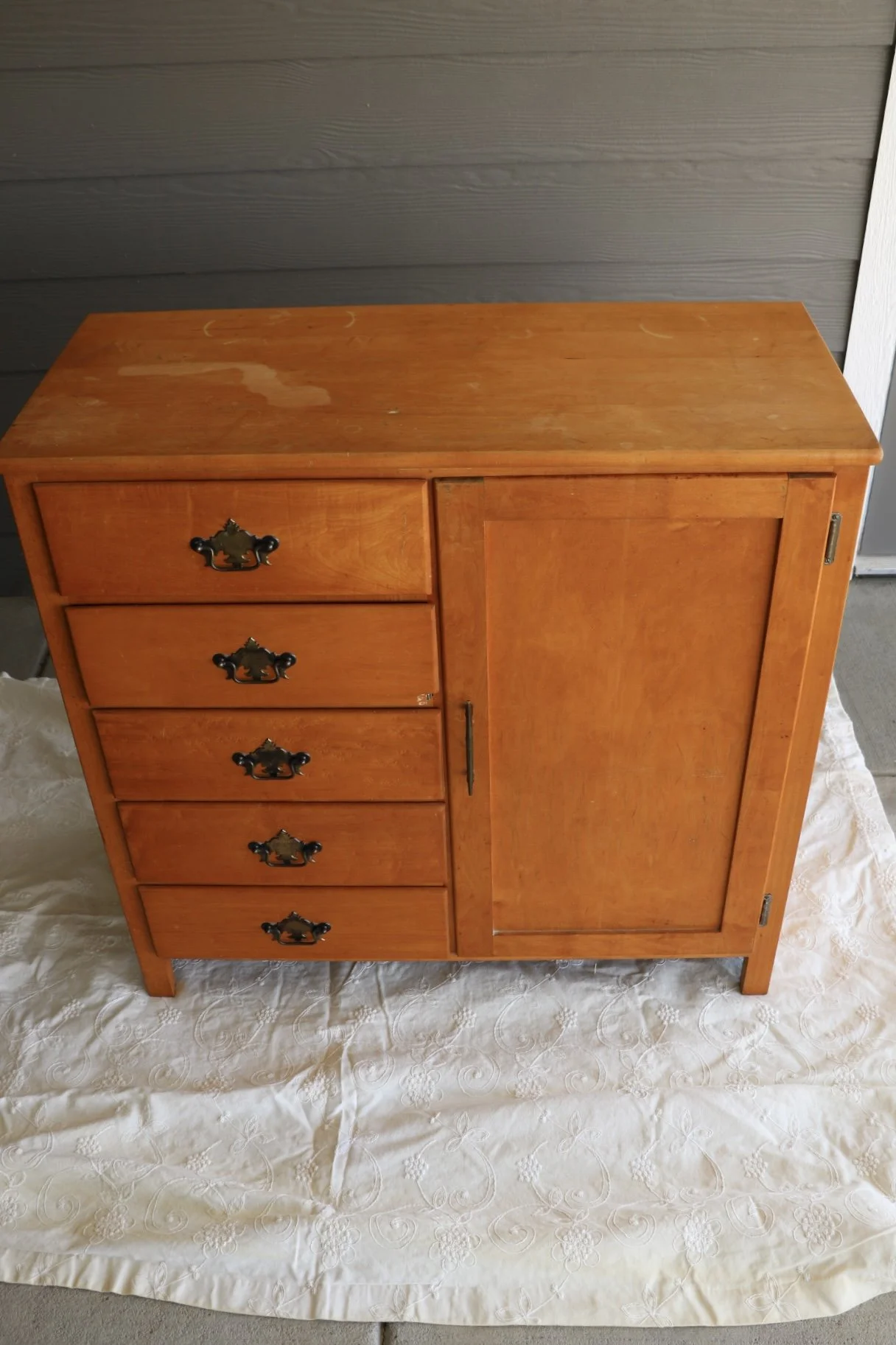 How to refinish a dresser — DIY DARLING