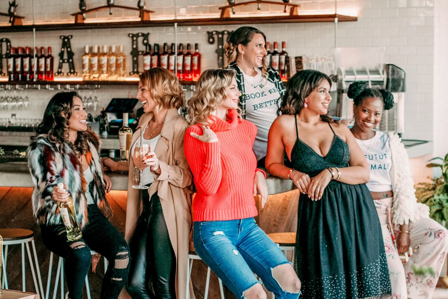 10 Ways To Celebrate #WomanCrushWednesday | Gals That Brunch