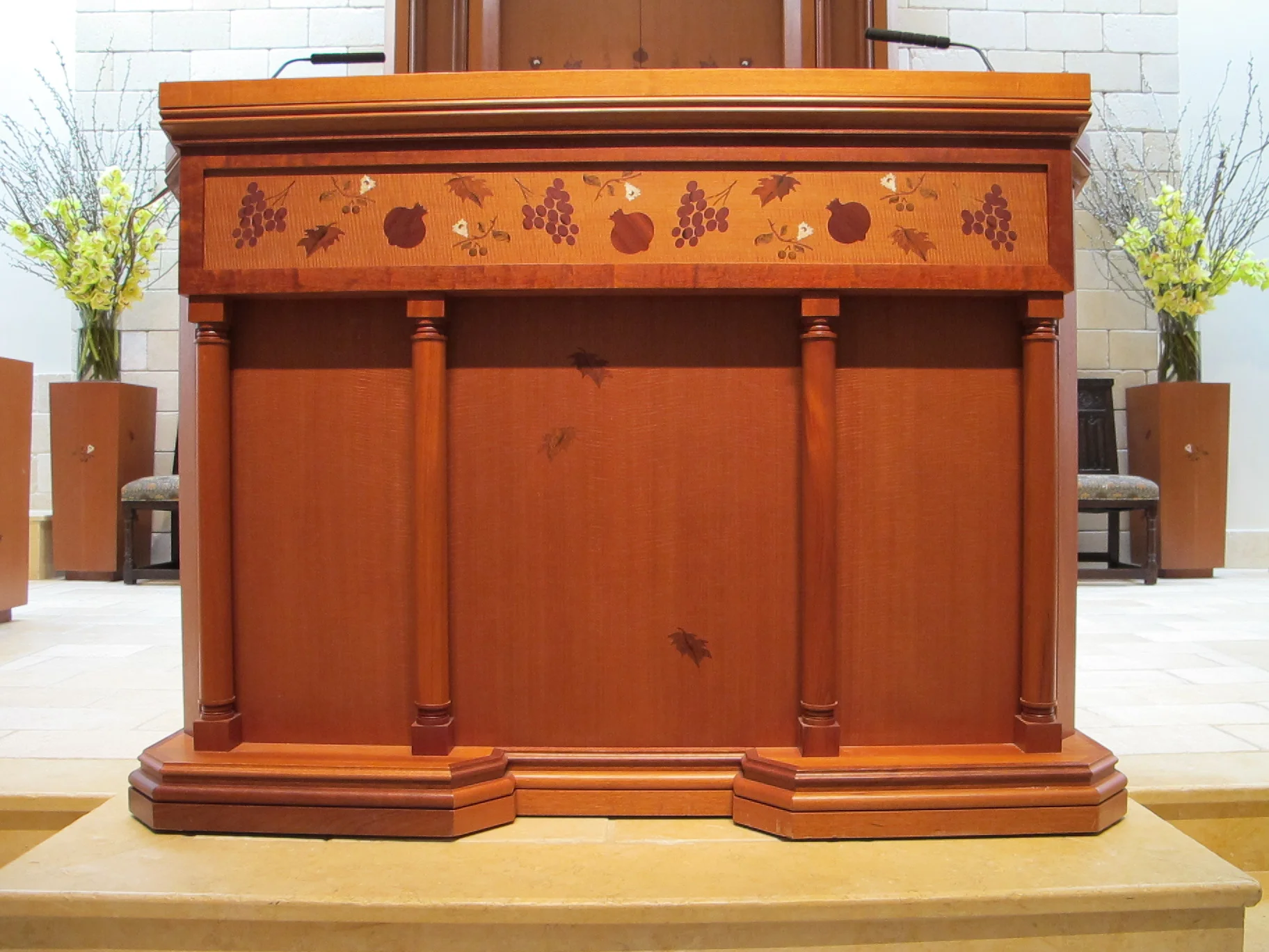 Torah Reading Tables — Designers of Synagogue interiors, Synagogue ...