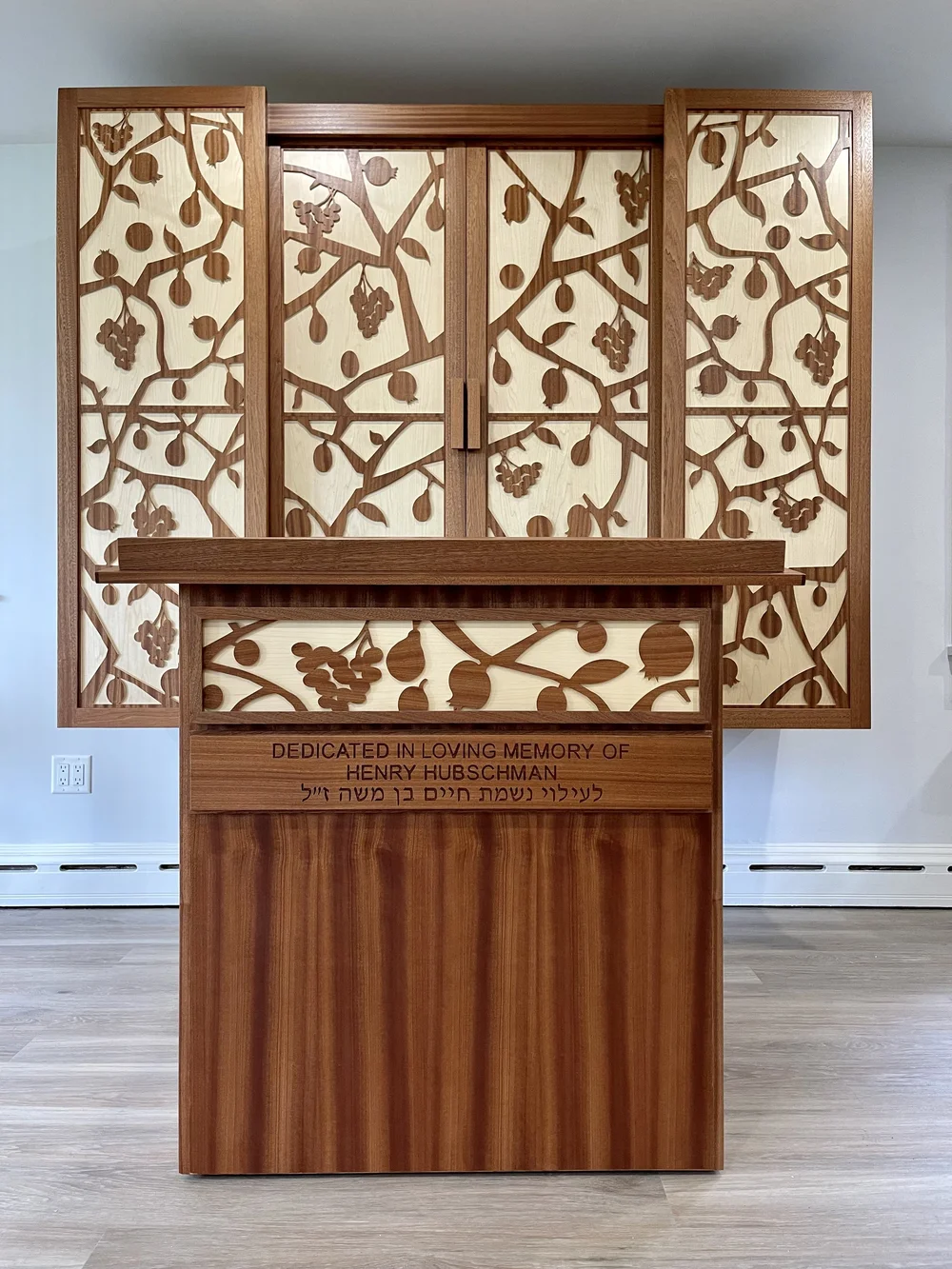 Torah Reading Tables — Designers of Synagogue interiors, Synagogue ...