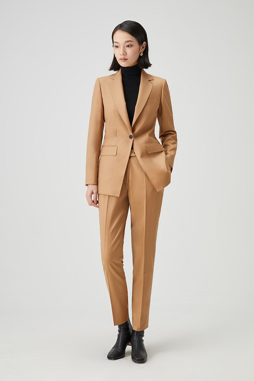 Women’s Trousers: Models, Fit & Materials explained — De Oost Bespoke ...