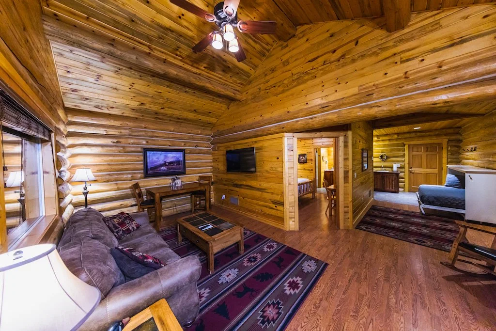 Mountain-side Cabins — Quinn's Hot Springs Resort