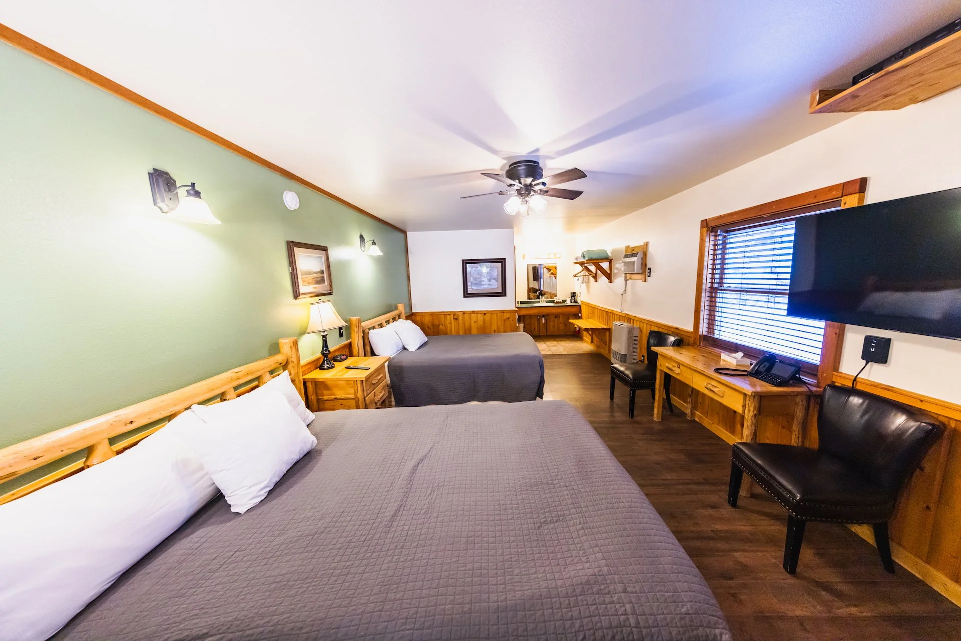 Canyon Cabins — Quinn's Hot Springs Resort