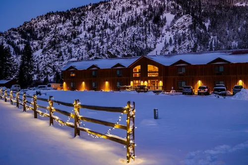 Lodging Information — Quinn's Hot Springs Resort
