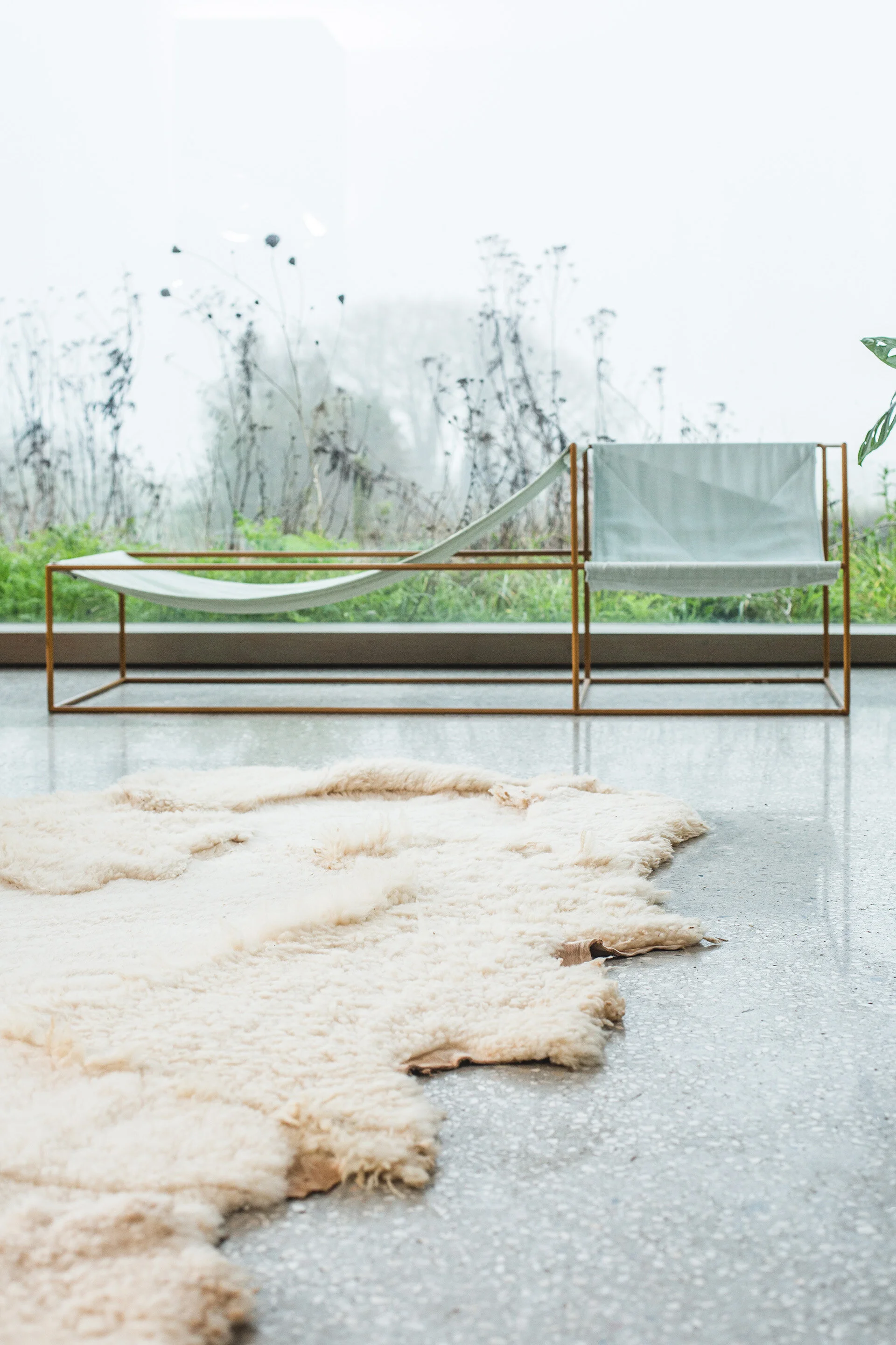 FÅR - Unique sheepskin rugs and interior objects. - RUGS